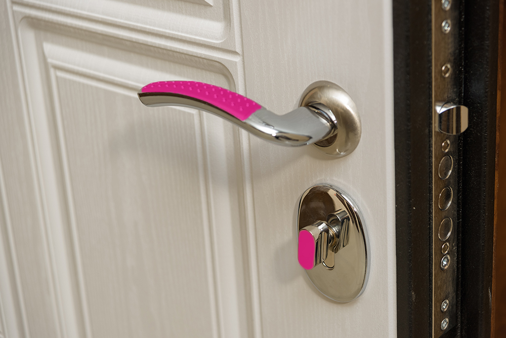 Brightly coloured stickers on key locations/items – PCA Tips
